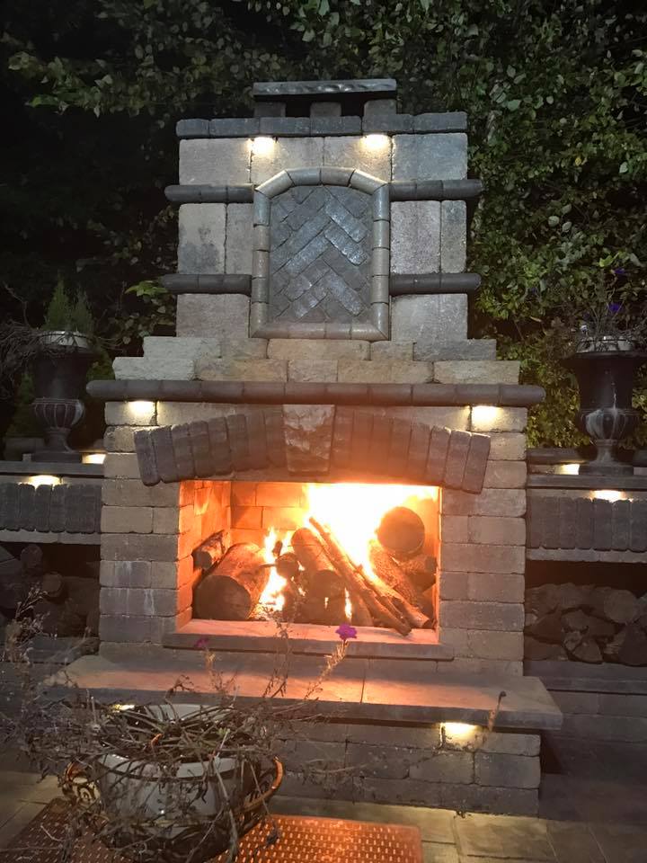 Outdoor Fireplaces - Flores Landscapes